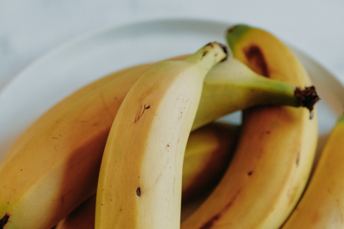 How to Prevent Split Ends Naturally With These 12 Household Ingredients