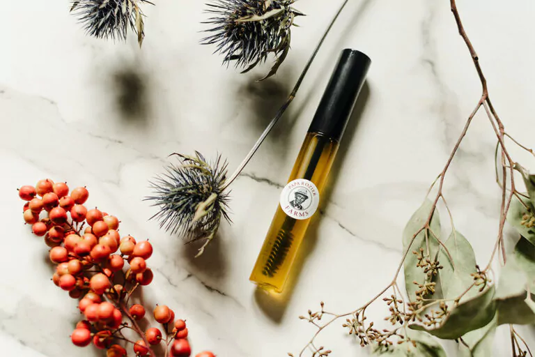 We Heart: Papa Rozier Farms Eyelash and Brow Growth Serum